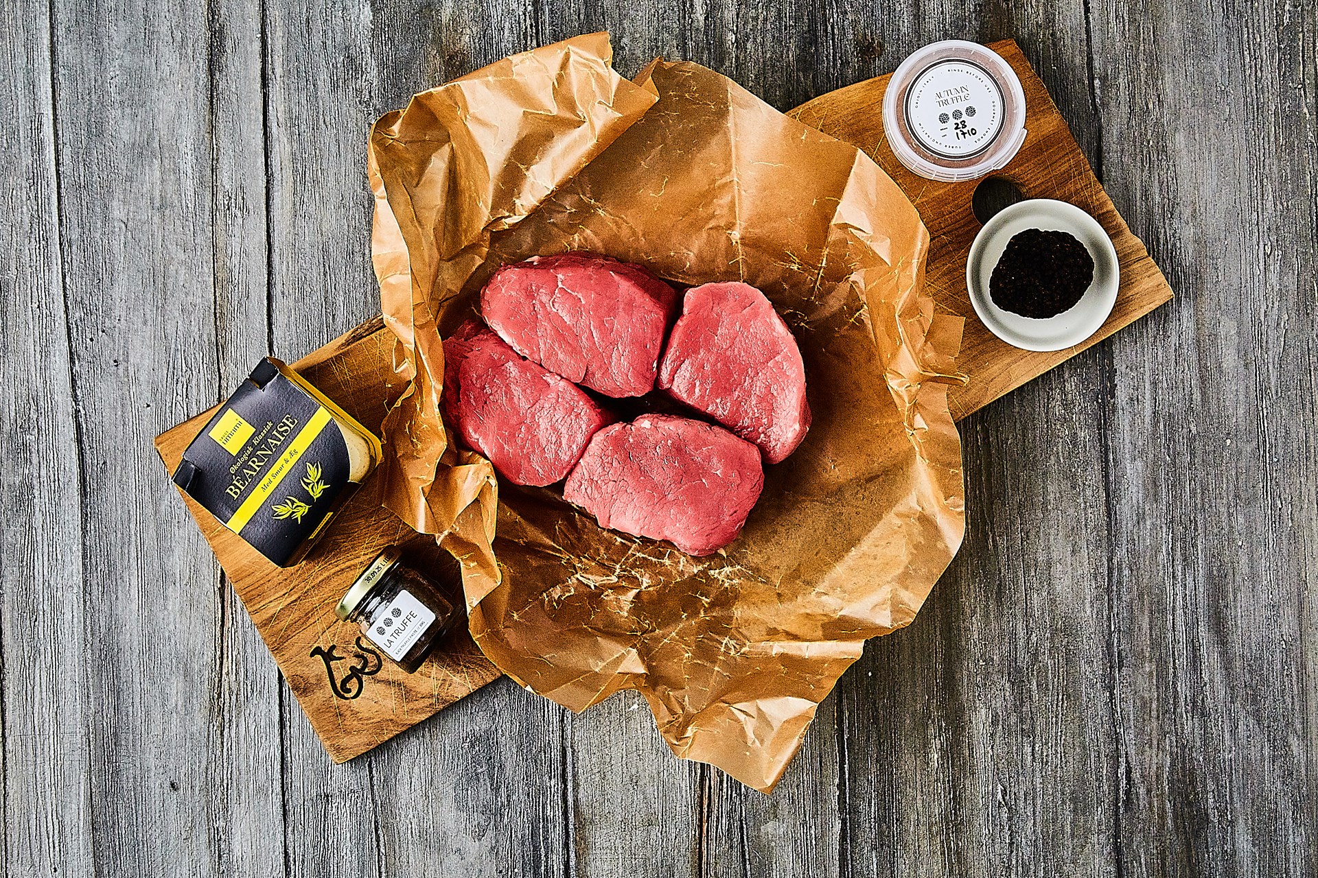 Tournedos af dansk krogmodnet oksemørbrad serveret med trøfler ...