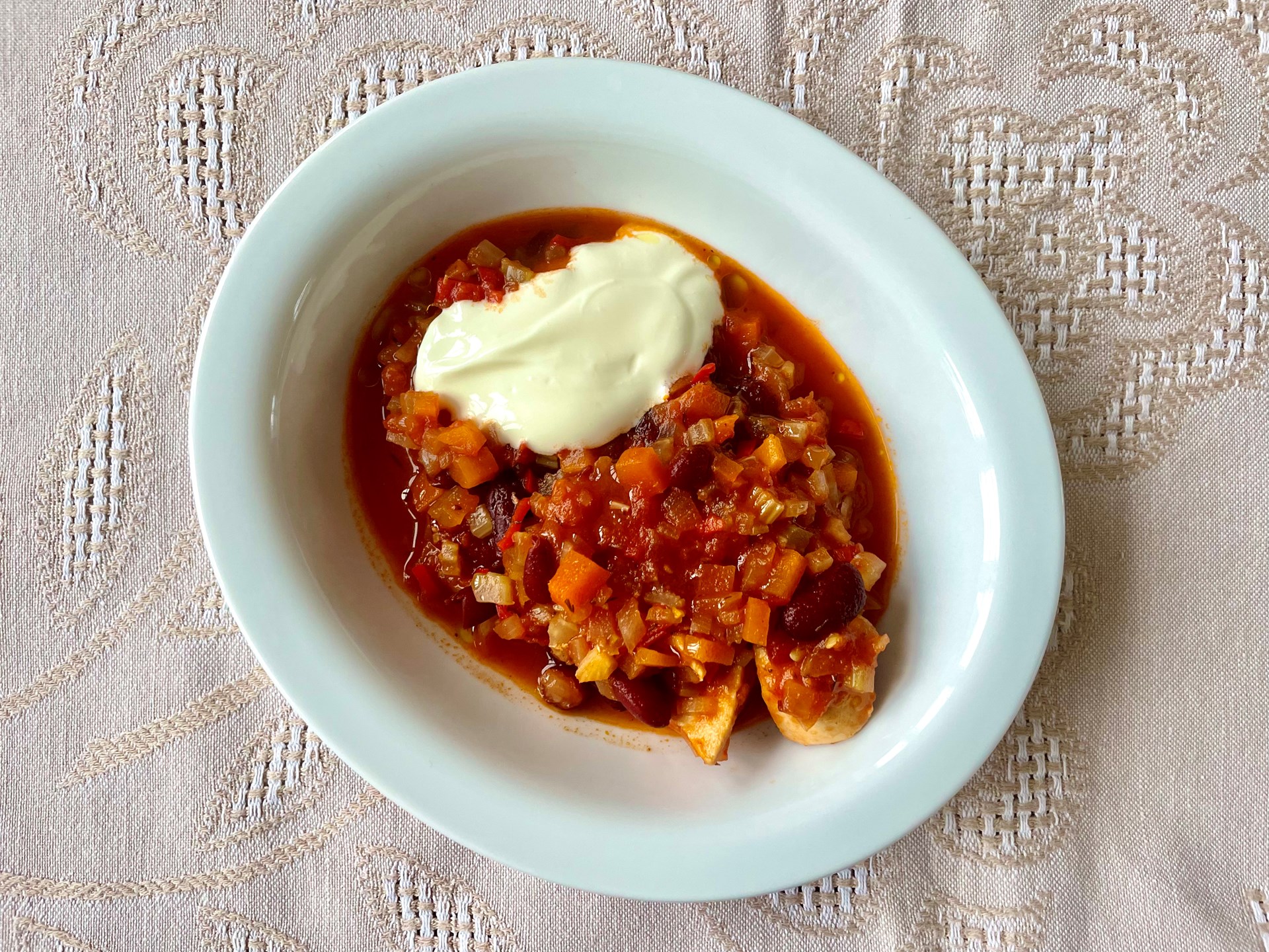 Chili con pollo med creme frisk - Opskrift fra Skagenfood.dk