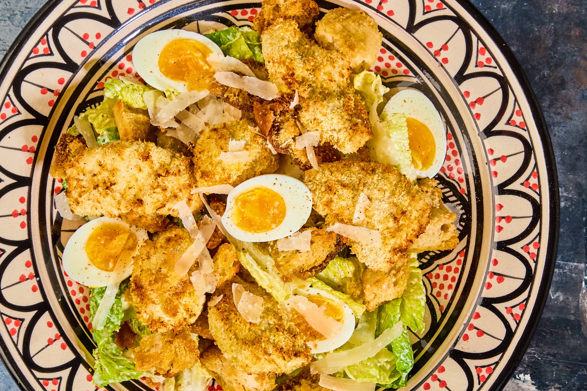 Caesar salat med kuller & æg - Opskrift fra Skagenfood.dk