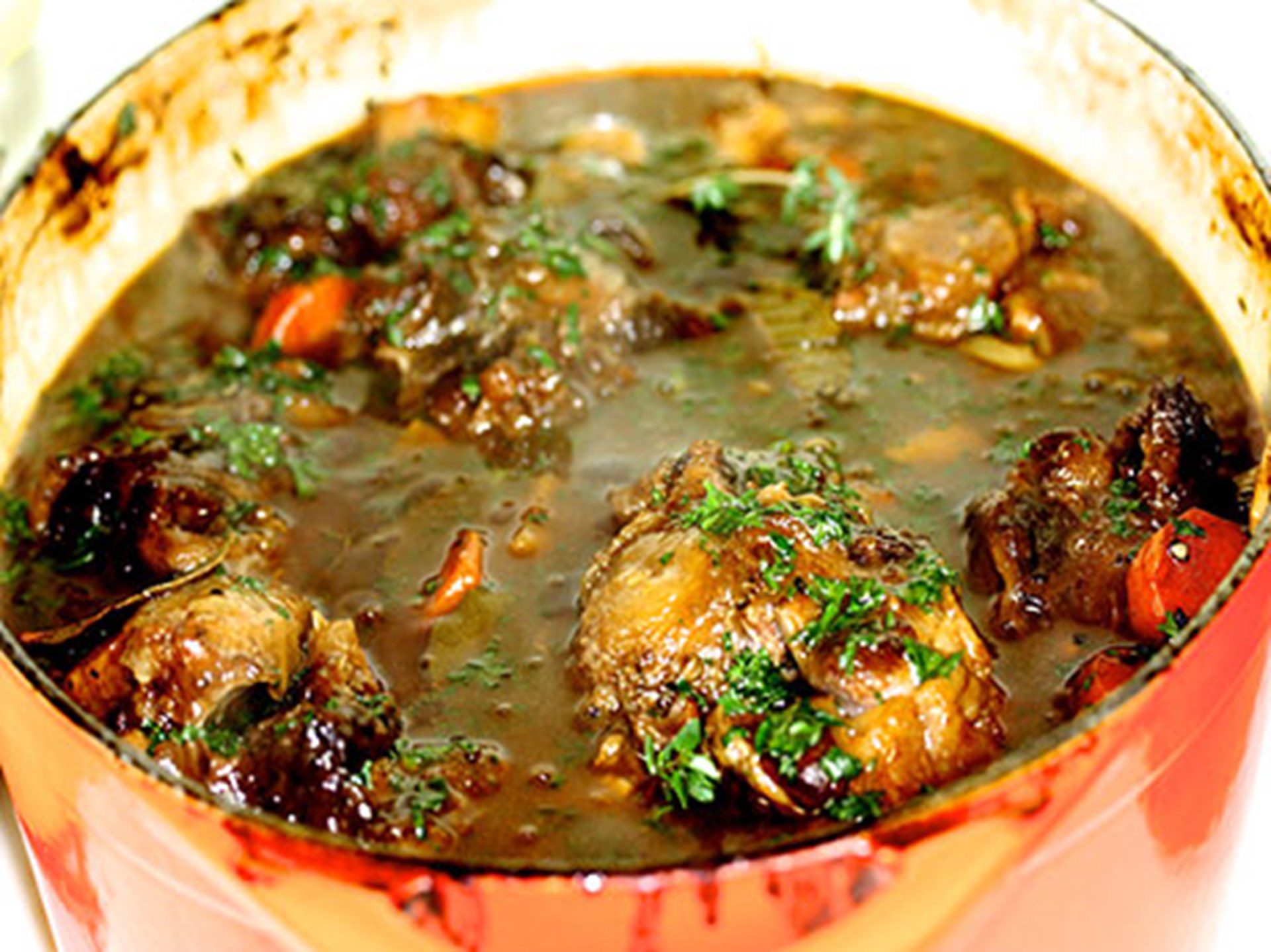 Oksehale ragoût med kartoffelmos - Opskrift fra Skagenfood.dk