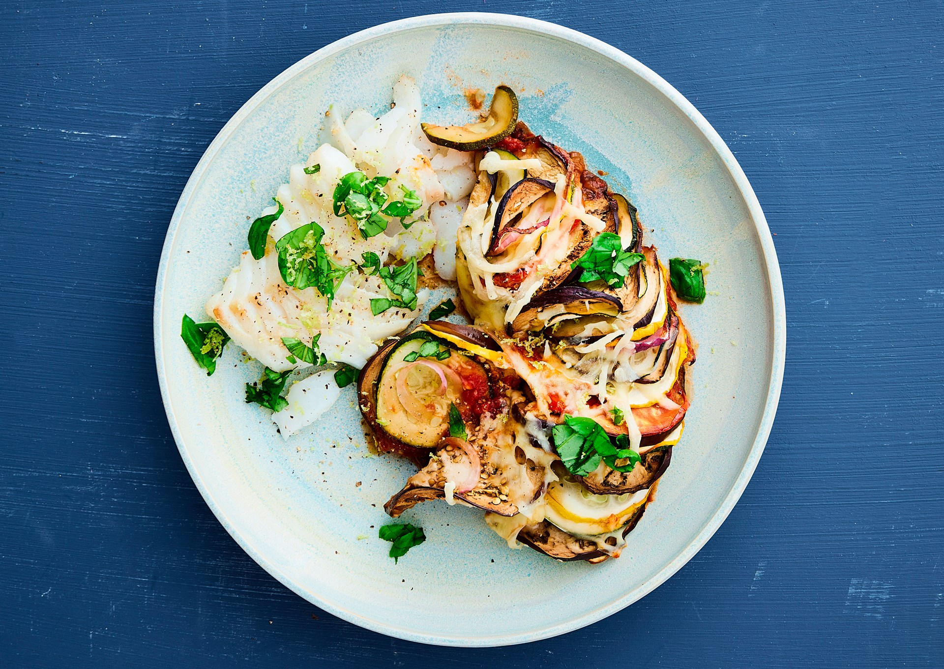 Ratatouille med hvilling/kullerfilet - Opskrift fra Skagenfood.dk