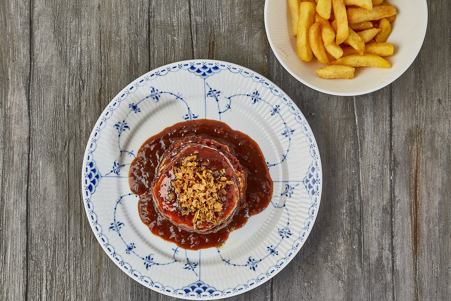 Bøfsandwich med fritter - Opskrift fra Skagenfood.dk